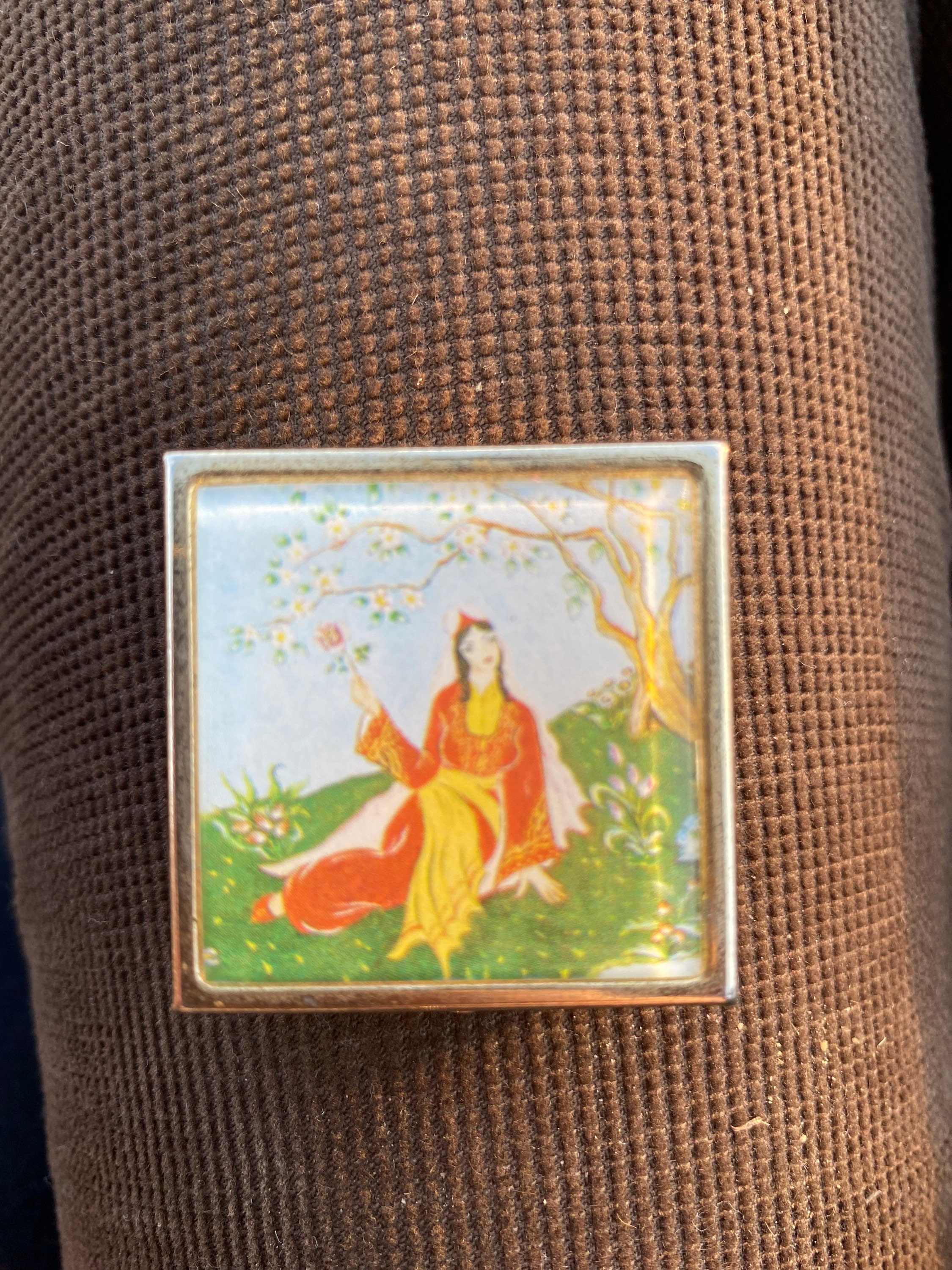 Ashtray Tiny-ashtray With Mechanism Li Illustrated Patterned Box - Etsy