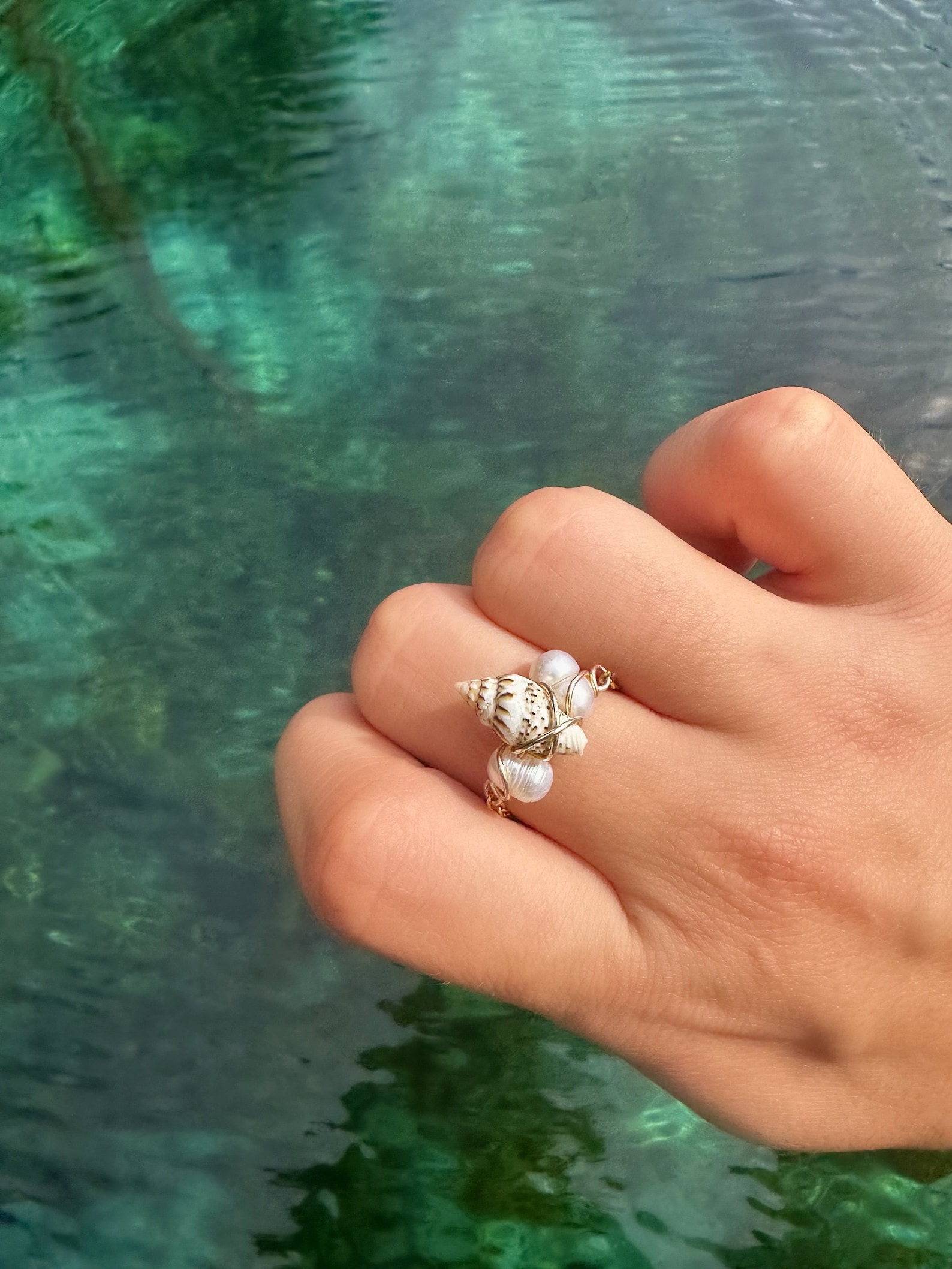 Seashell Chain Ring US | Shell Pearl Jewelry | Mermaid Aesthetic Ring ...
