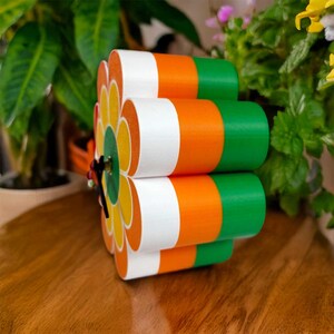 Flower Power Desk Clock Retro 70s-inspired Silent Quartz Clock, Groovy ...