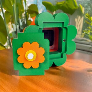 Flower Power Desk Clock Retro 70s-inspired Silent Quartz Clock, Groovy ...