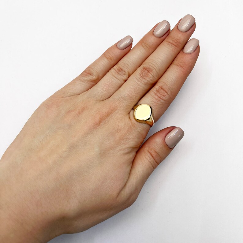 Engravable 14k Yellow Gold Oval Initial Signet Ring - Etsy