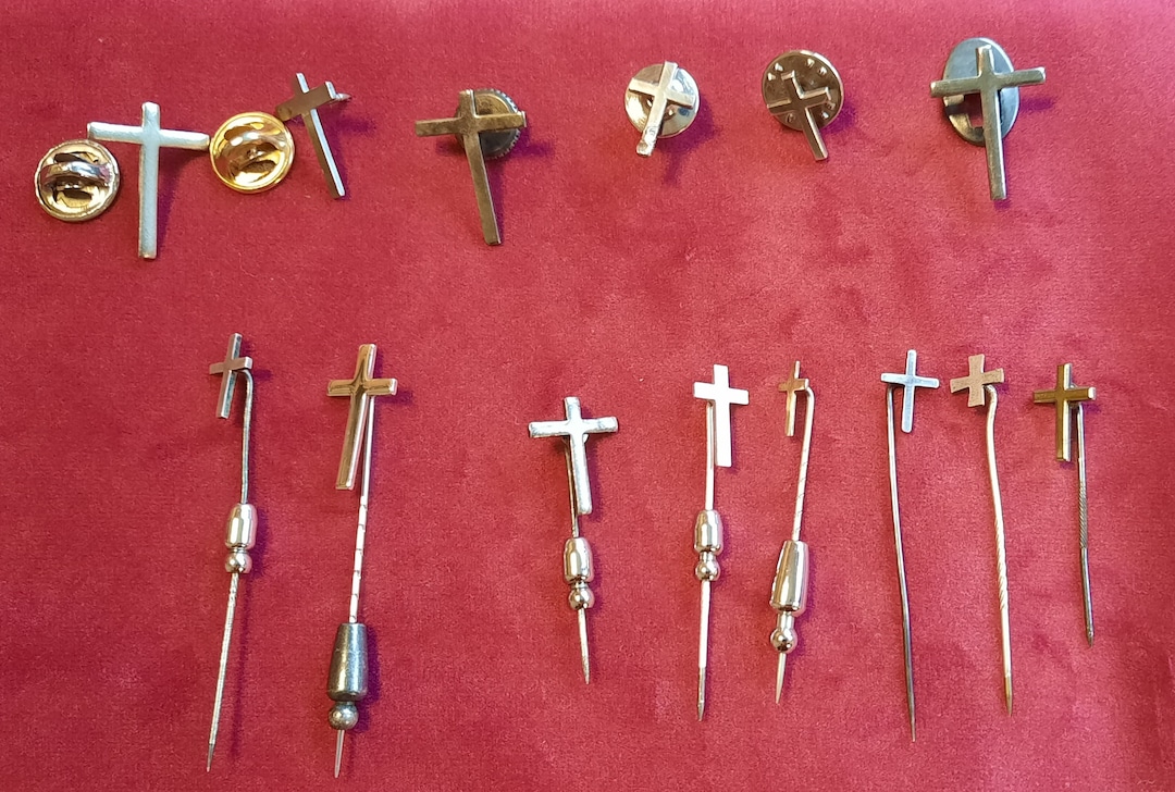Complete Lot Vintage Catholic Crucifix Tie Pins and Cross Lapel Tie Pin ...