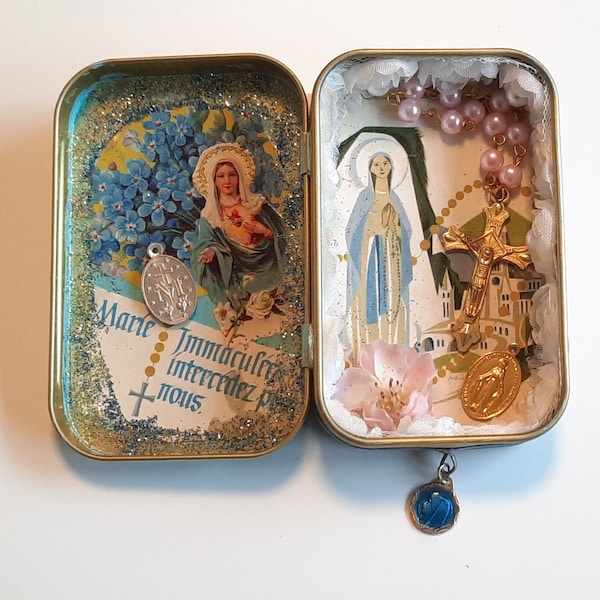 Catholic Pocket Shrine - Etsy