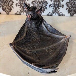 Winged Watcher Bat Trinket Holder Jewellery Dish, Bat Decoration ...