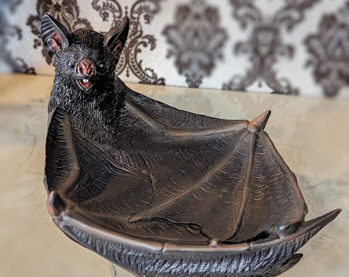 Winged Watcher Bat Trinket Holder Jewelry Dish, Bat Decor, Gothic Dark ...