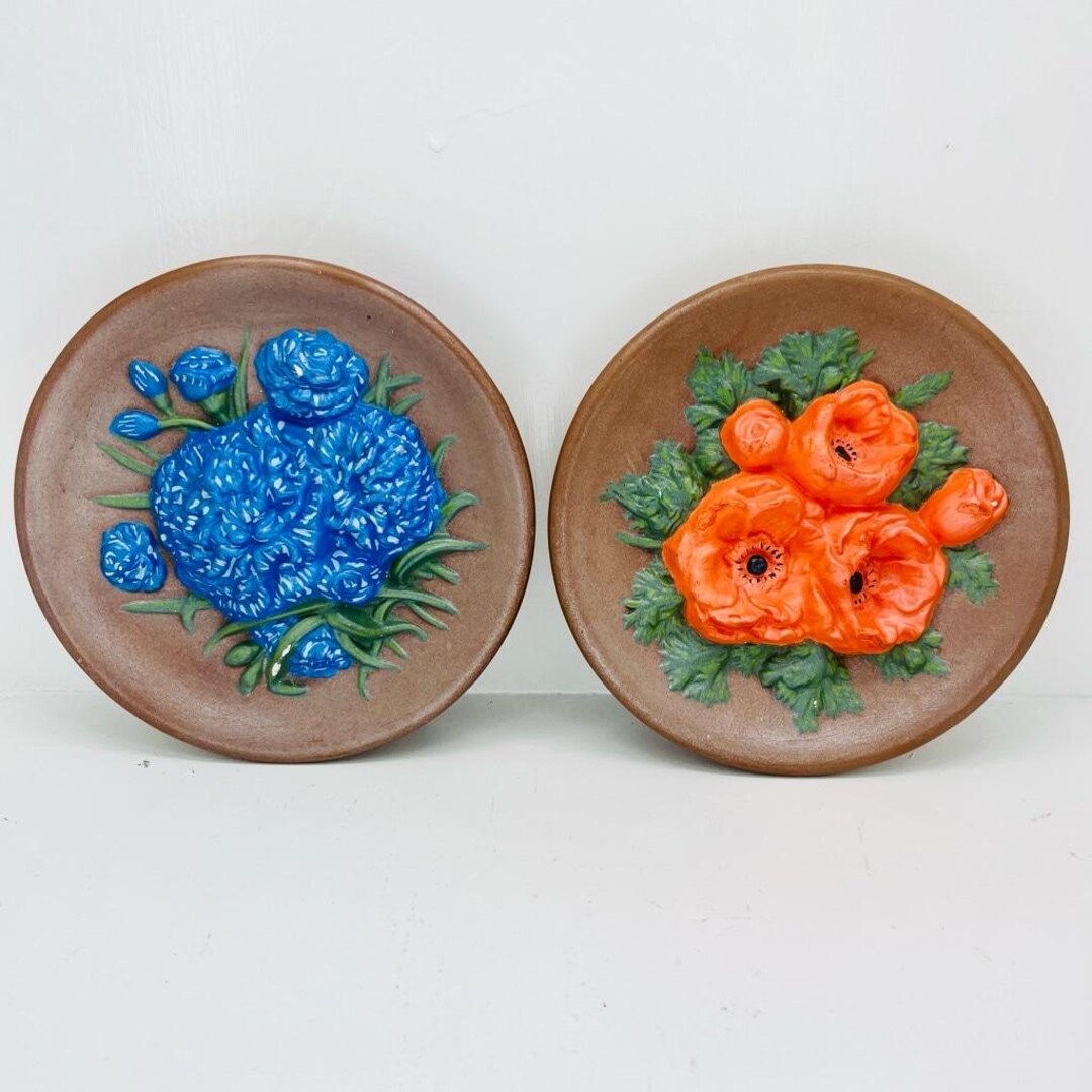 Vintage 1970s 3D Floral Ceramic Plates Decorative Collectible Decor ...