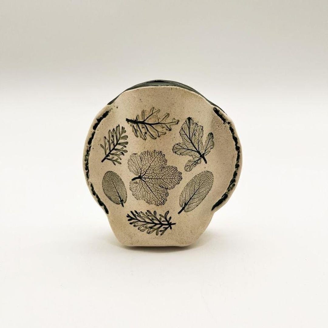 Freeman Ceramics Stoneware Pouchvase Leaf Embossed Print Green ...