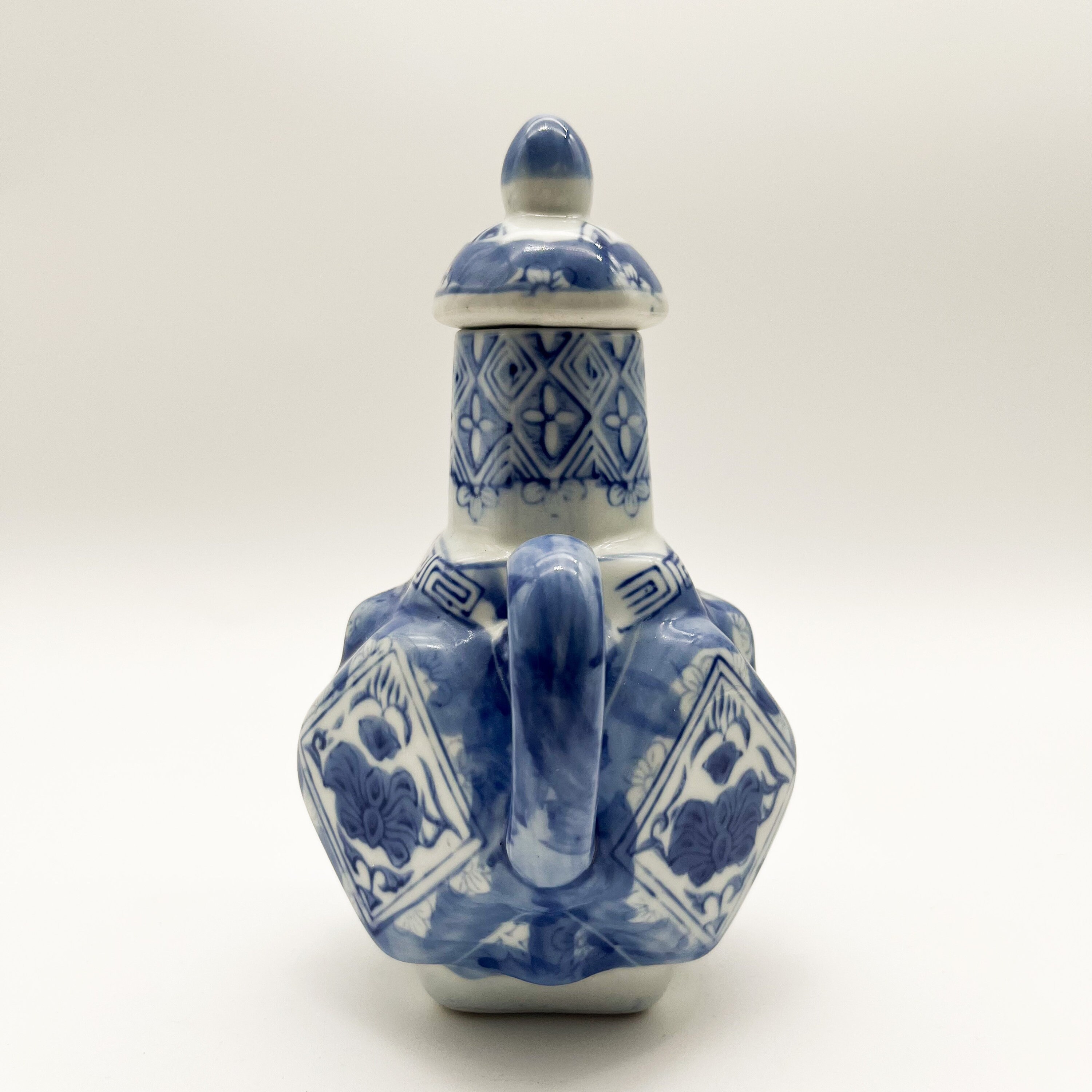 Vintage Fan Fong Decorative Teapot Chinese Blue and White Porcelain ...