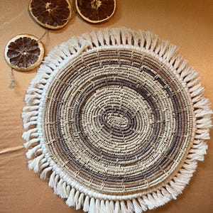 Spiral Macrame Pot Holder, Decorative Indoor Plant Mat. - Etsy