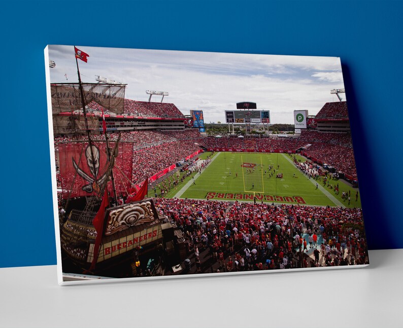 Tampa Bay Buccaneers Stadium Poster or Canvas - Etsy Tampa Bay Buccaneers Stadium Poster or Canvas - Etsy