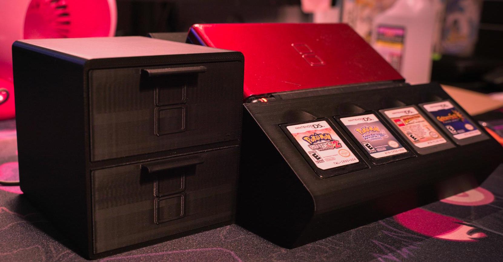 Nintendo DS Lite Console Charging Display Stand, With Cartridge Case ...