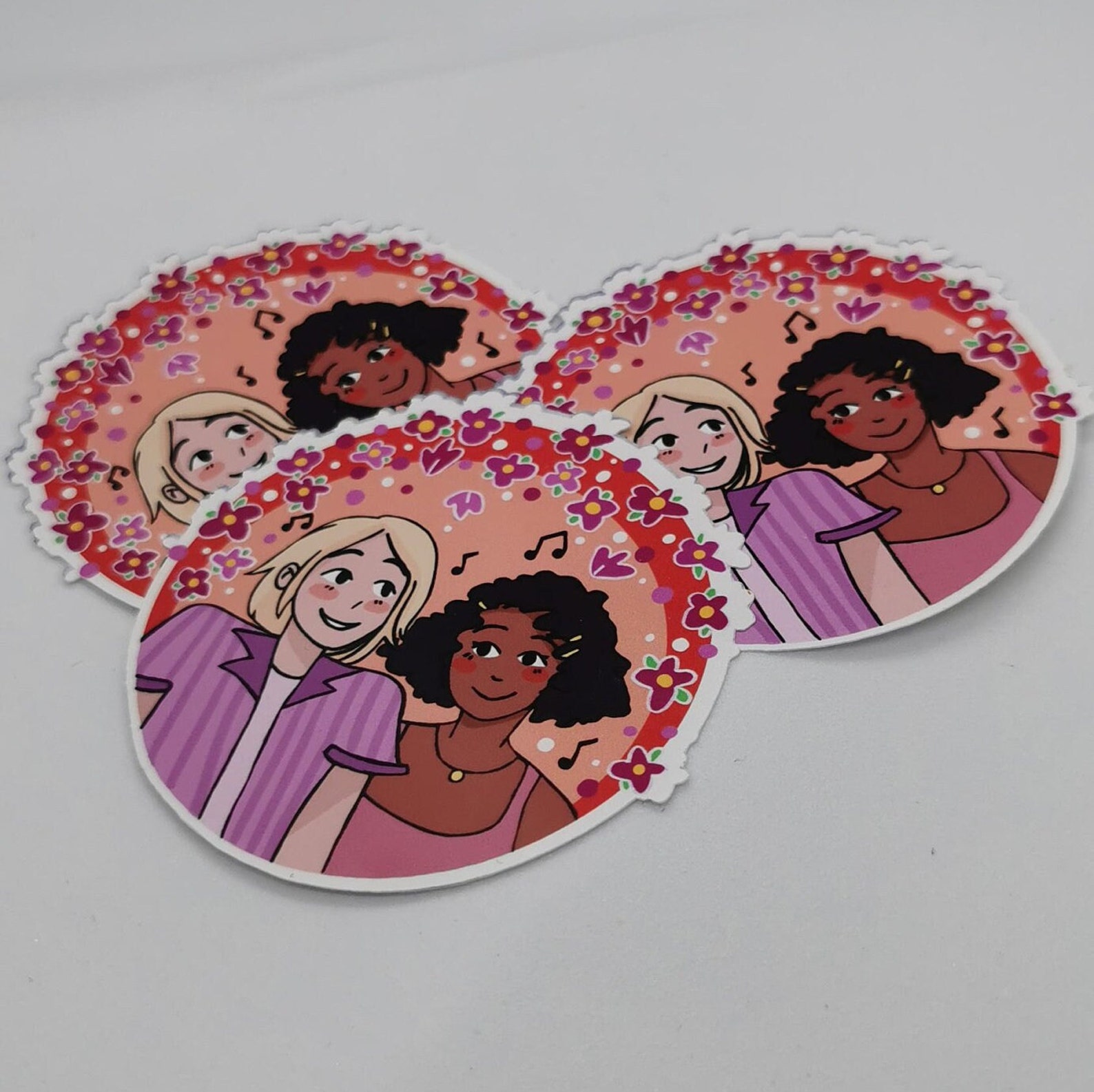 HEARTSTOPPER Tara and Darcy Sticker - Etsy
