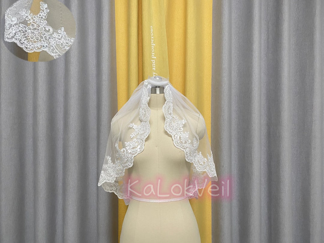 Single Layer Sequin Lace Bridal Veil, Fashion Cropped Ivory or White ...