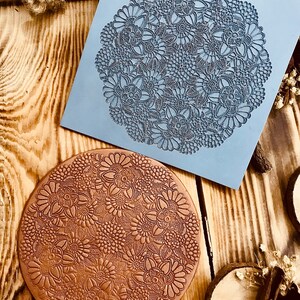 Mandala Floral Rubber Texture Mat With a Unique Floral Pattern in 14 ...