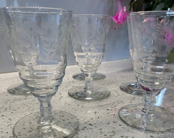6 Vintage Art Deco Cut Crystal Wine Glasses - Etsy