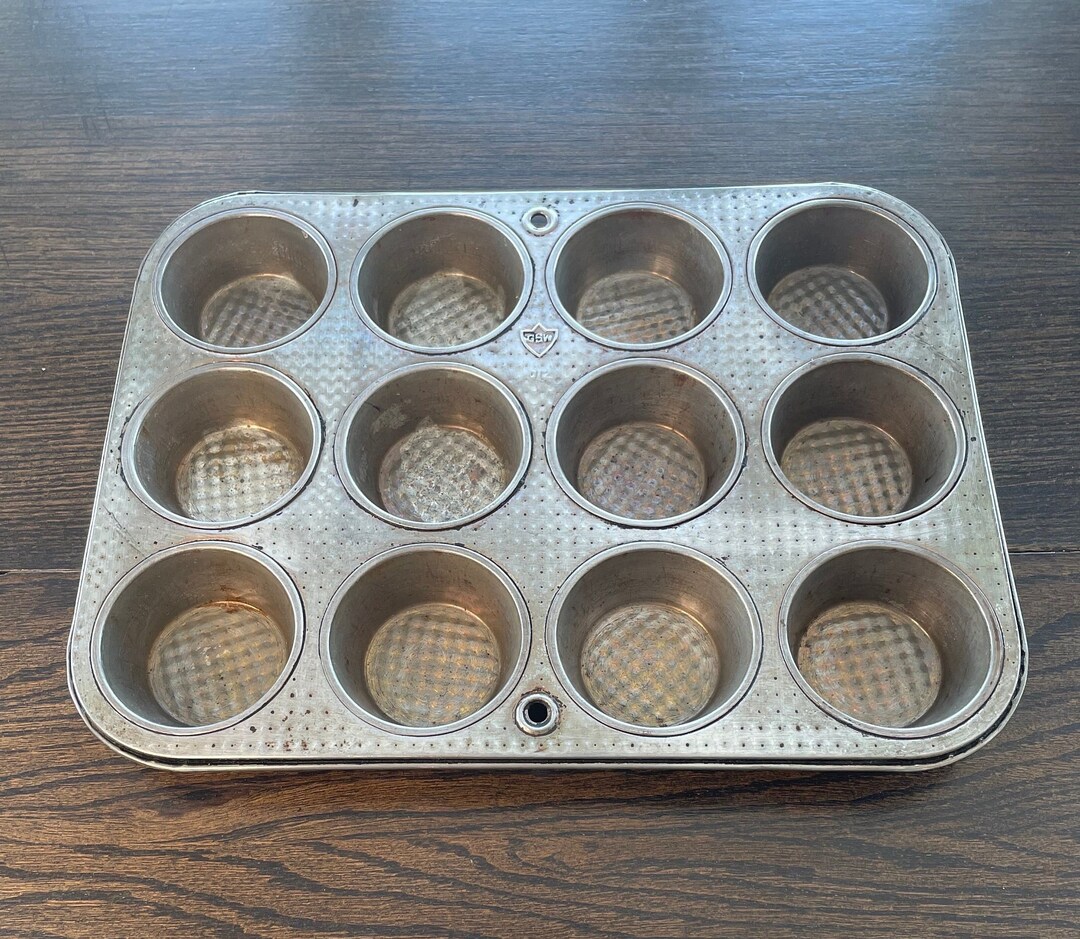 Vintage GSW Waffle Pattern Muffin Tin - Bake-rite Tinware - Etsy
