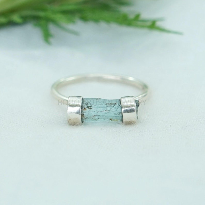 Raw Aquamarine Sterling Silver Ring: Boho Crystal Bar Ring - Etsy