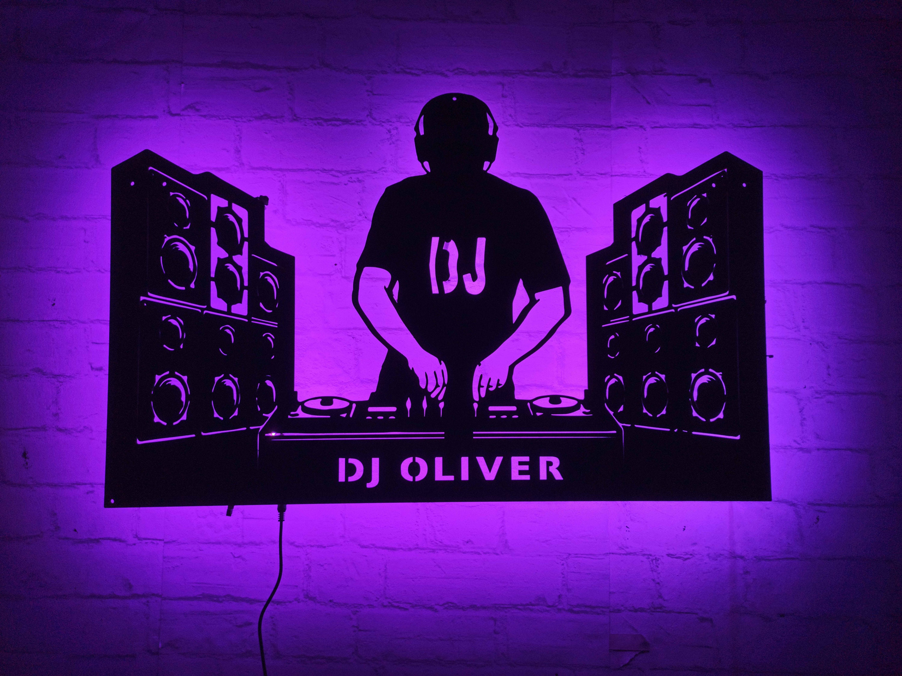 Dj Oliver Logo