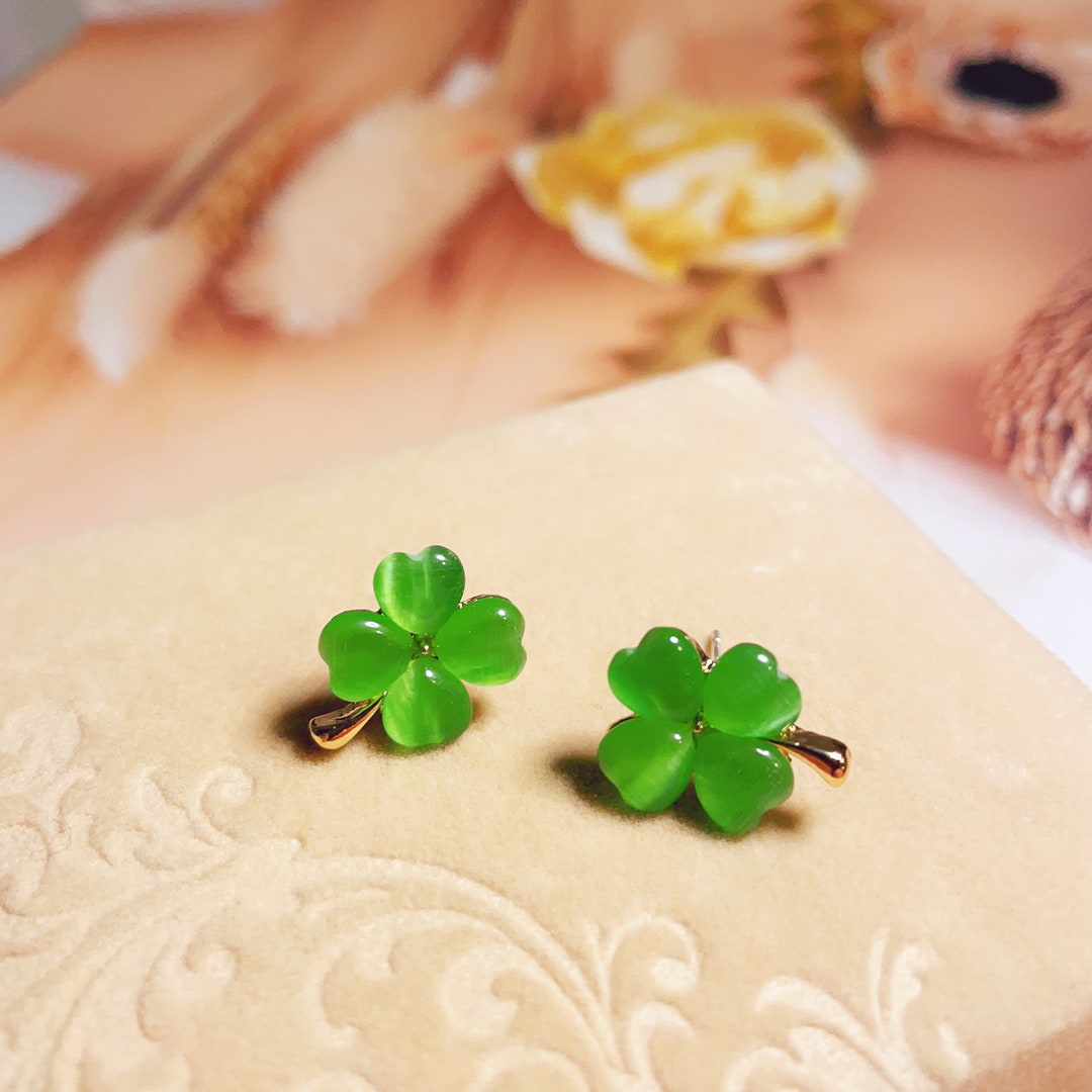 Four Leaf Clover Plugs Earrings, Flower Earrings Gold, Emerald Clover ...