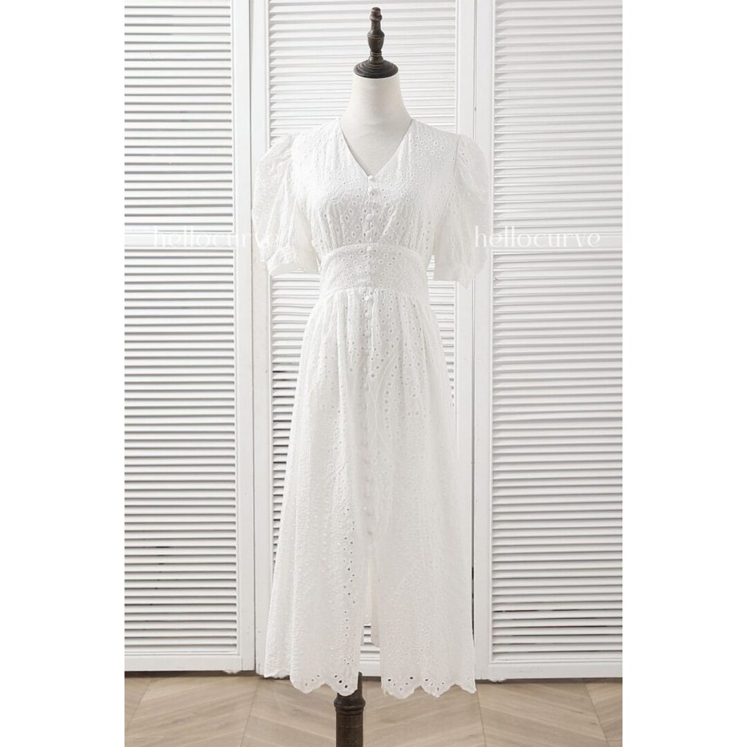 Lena Plus Size White V Neck Eyelet Cutout Broderie Cotton Embroidery ...