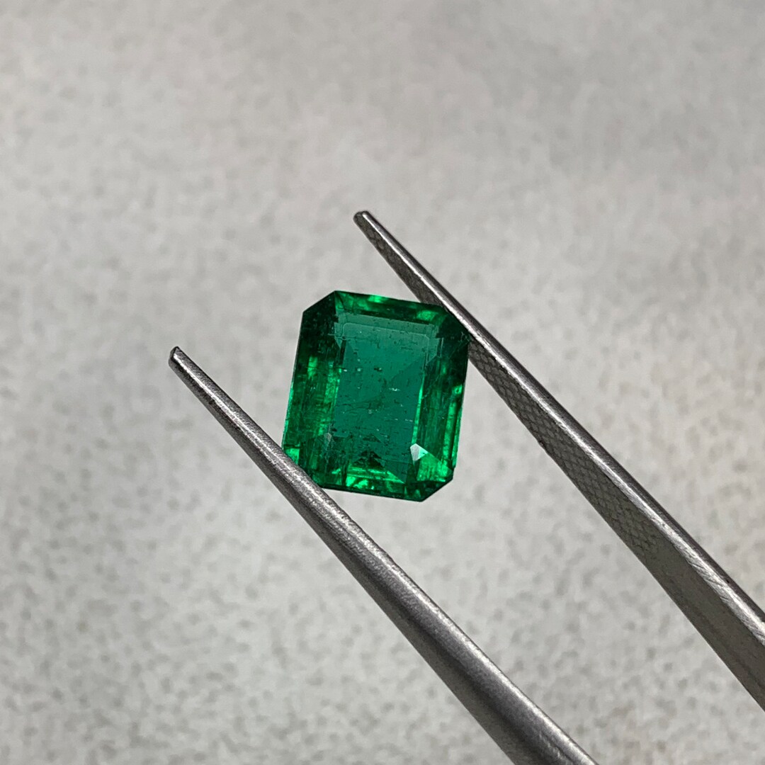 3ct Zambian Emerald: AAA Octagon Cut Gemstone, 10x8mm - Etsy