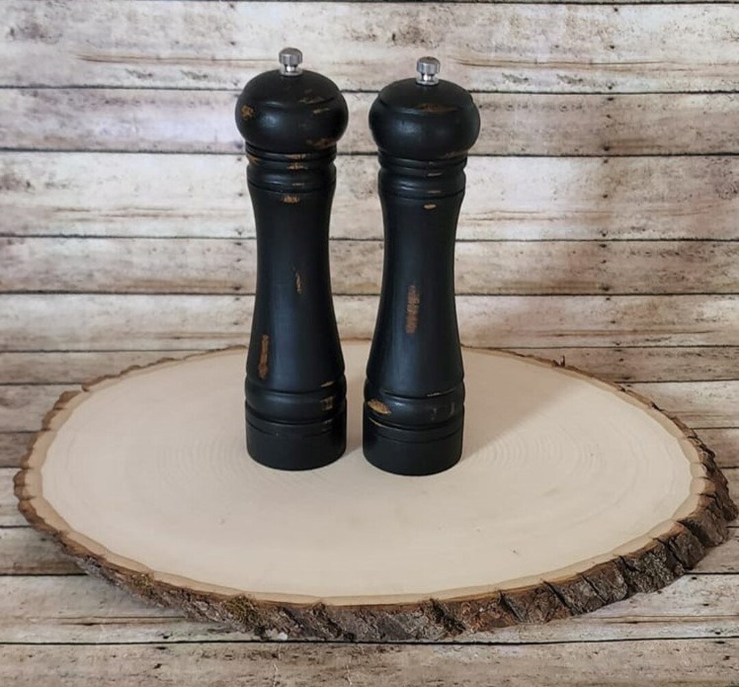 Farmhouse Rustic Distressed 8 Salt Shaker and Pepper Mill Shaker ...