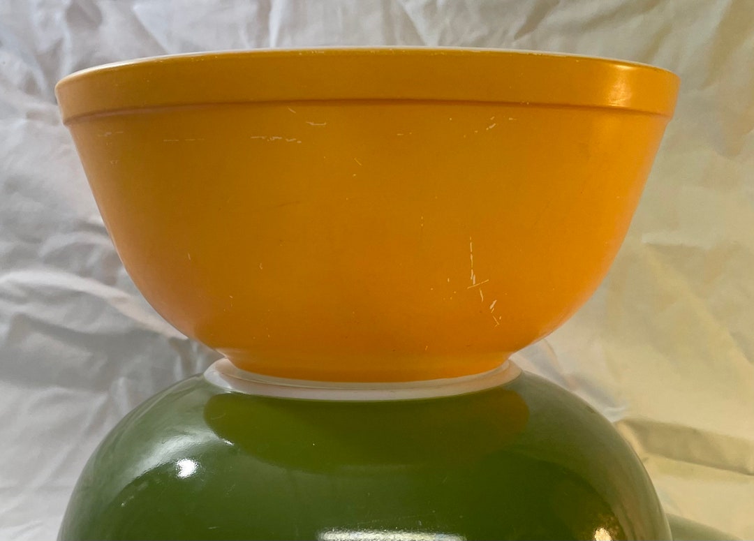 Pyrex 403 Citrus Mixing Bowl - Etsy