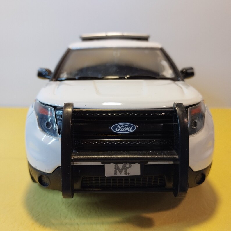 RCMP Grc Canada Police Car 2015 Ford Interceptor Utility Diecast 1:24 ...