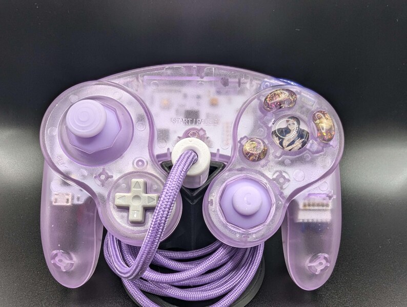 PHOB GCC One Piece Nico Robin Themed Controller - Etsy