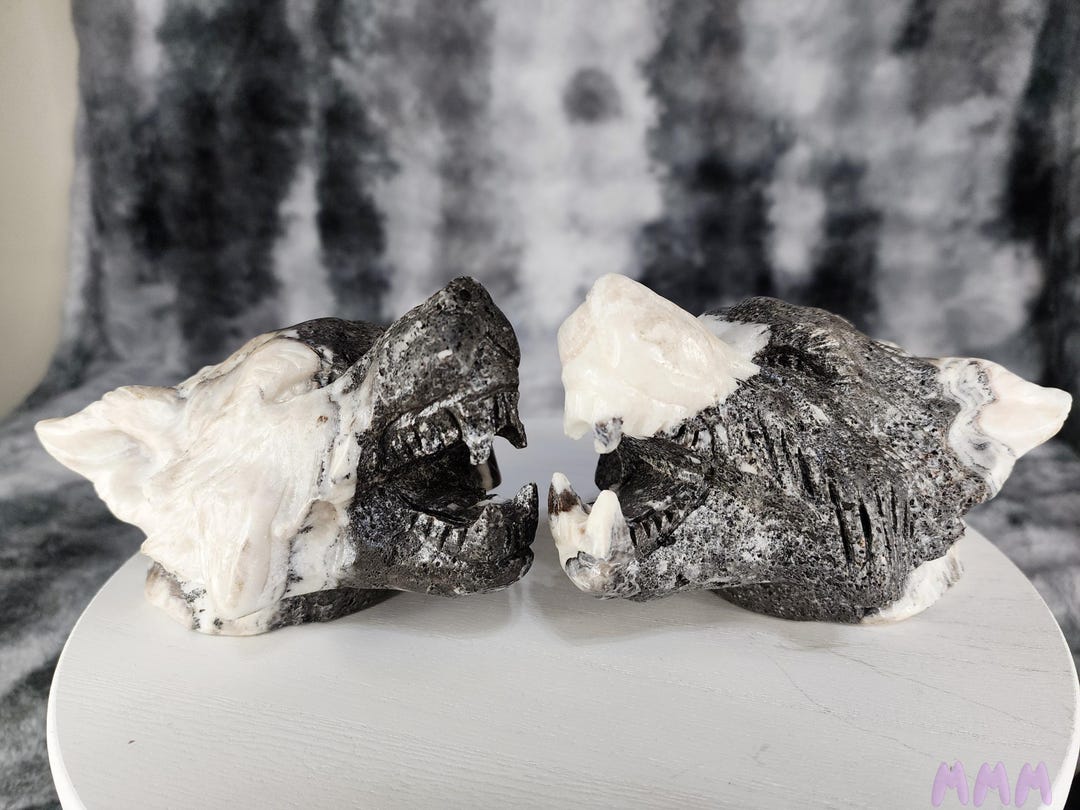 Jade Howling Wolf Crystal Carvings, Jade Wolf Carving, Jade Wolf, Jade ...