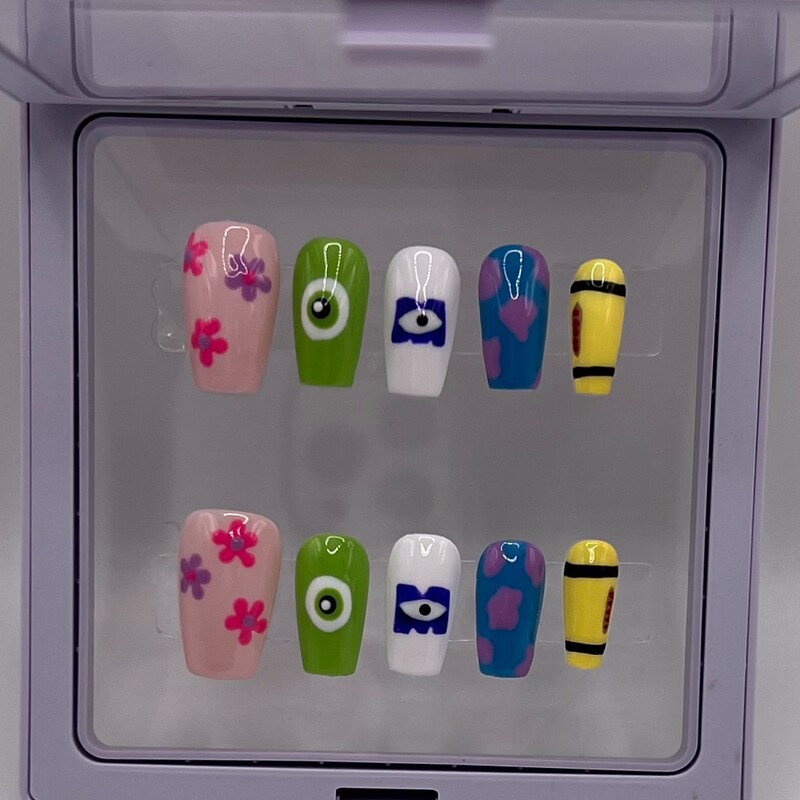 Mike Wazowski Nails - Etsy