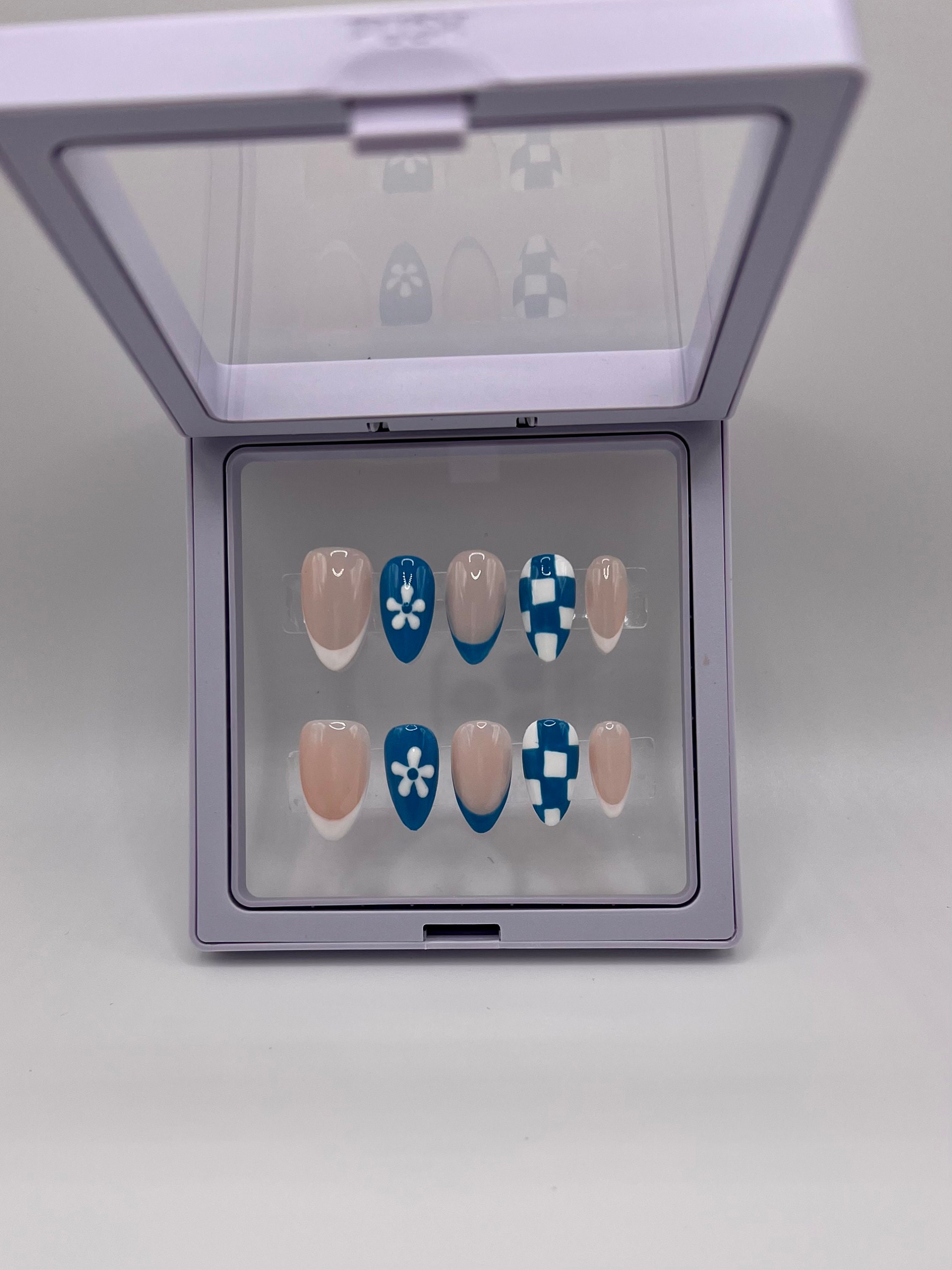 Trendy Blue and White Press on Nails - Etsy