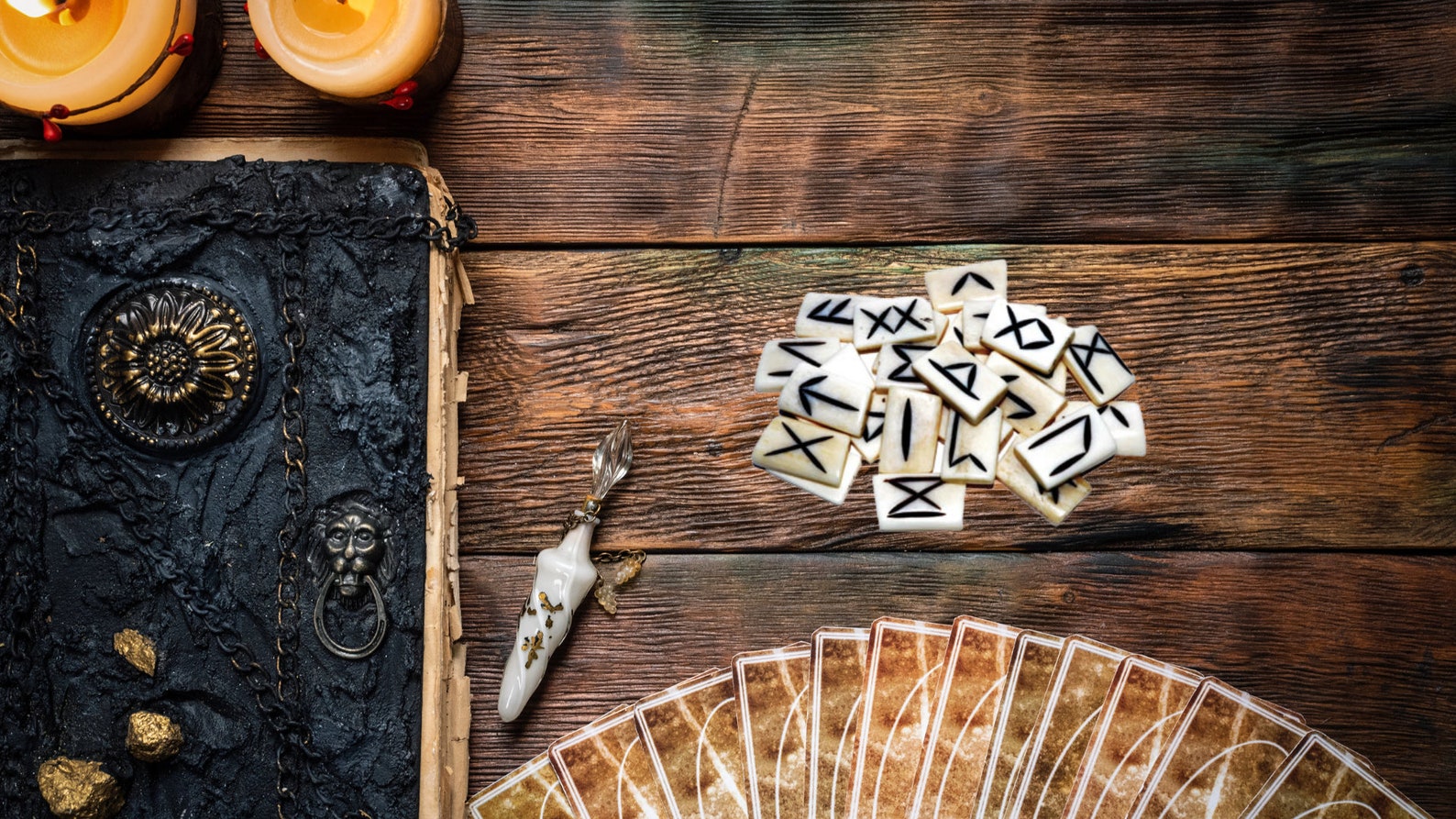 Bone Rune Set Hand Carved Real Bone Runes Elder Futhark Norse ...