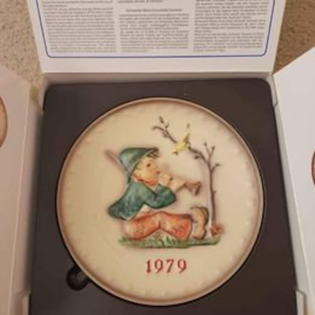 M. J. Hummel 1979 Annual Plate - Etsy