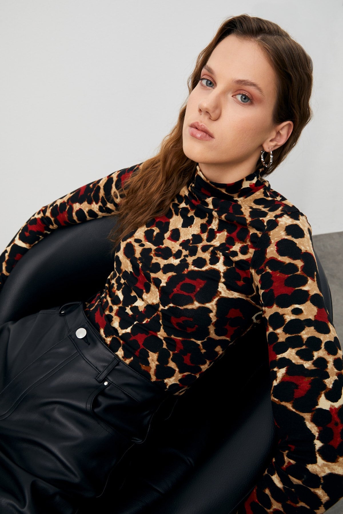 Leopard Print Women Blouse, Leopard Pattern Long Sleeve Crop, Red or ...