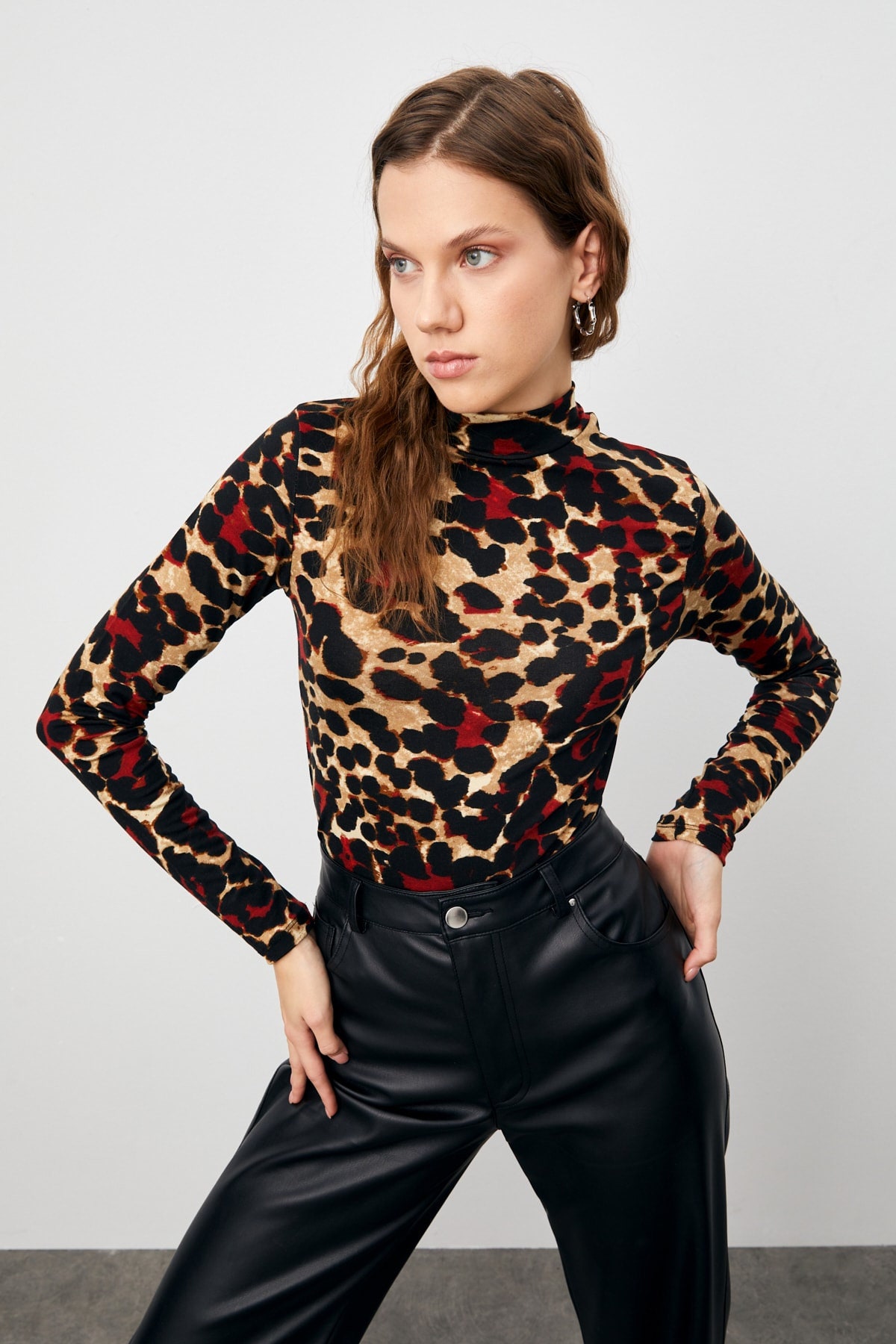 Leopard Print Women Blouse, Leopard Pattern Long Sleeve Crop, Red or ...