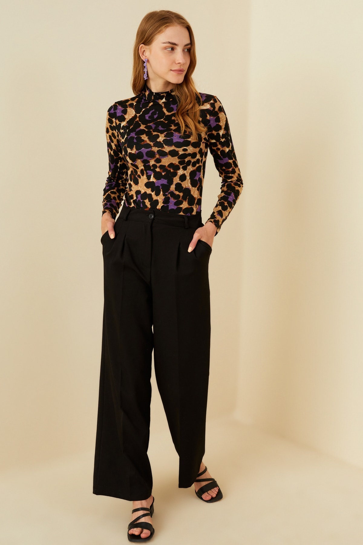 Leopard Print Women Blouse, Leopard Pattern Long Sleeve Crop, Red or ...