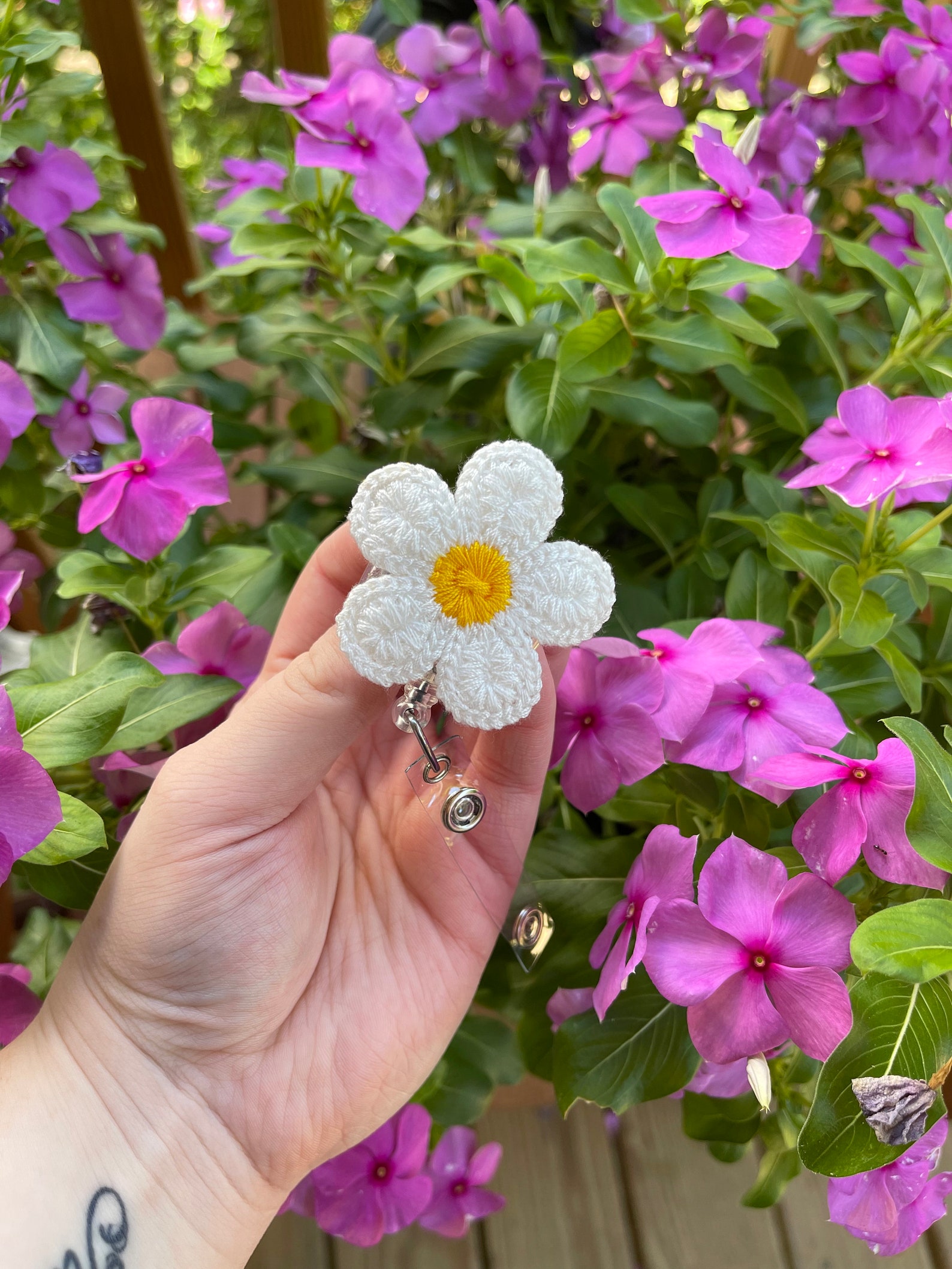 Daisy Medical/nursing Retractable Badge Reel - Etsy