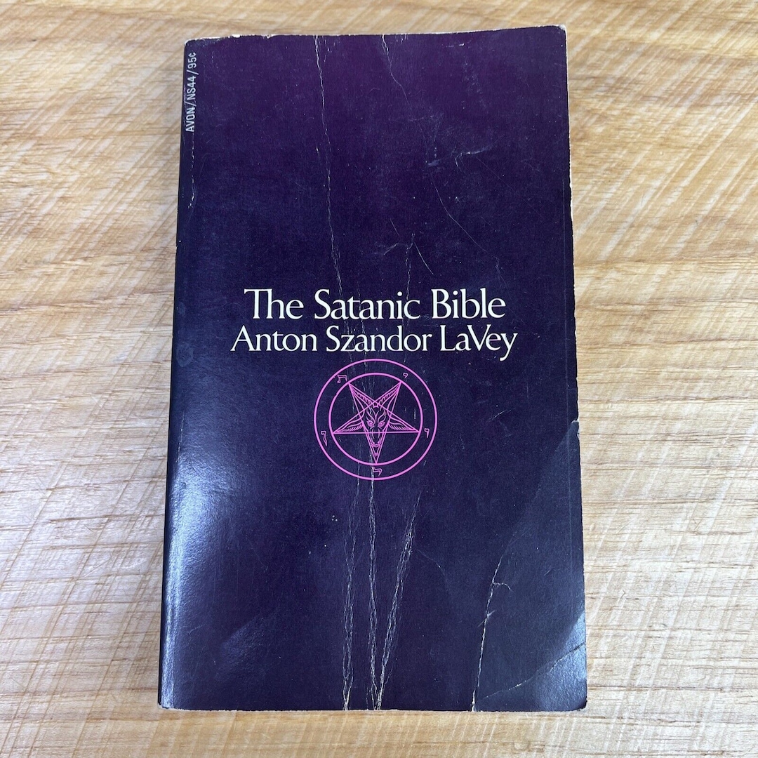 Vintage 1969 the Satanic Bible Anton Szandor Lavey 1st Edition Avon ...
