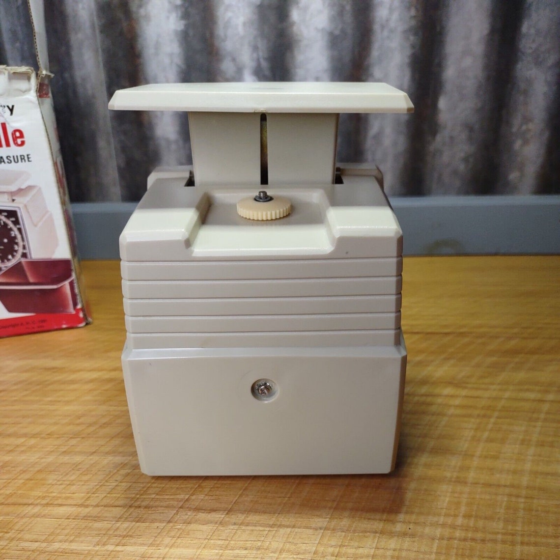 VTG 1981 Fairgrove Plastic Kitchen Postal Office Scale Almond Color 10 ...