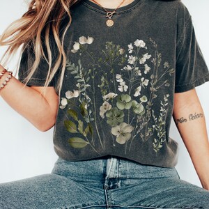 Vintage Pressed Flowers Cottagecore Shirt Gobilincore Shirt Boho ...