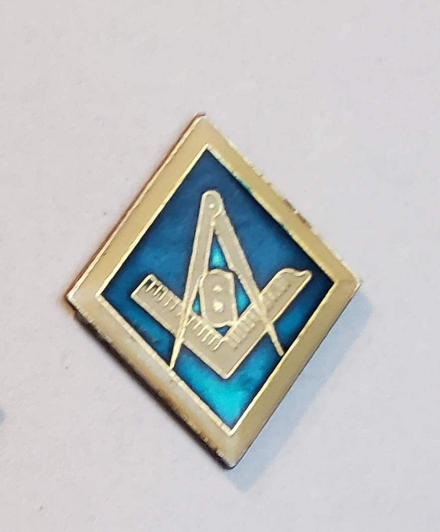 Vintage Enamel Pins // Masonic Temple // Freemasons // the Square and ...