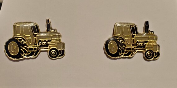 Vintage Enamel Pins // Tractor // John Deere // Farm… - Gem