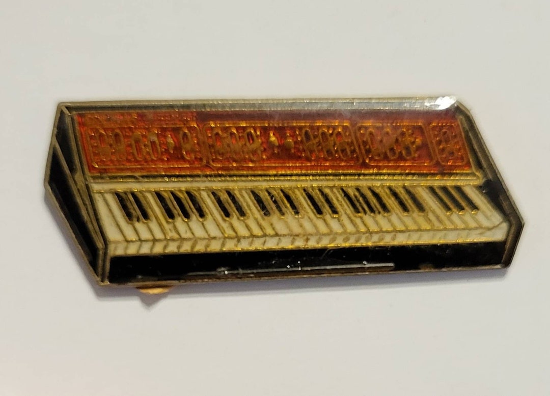 Vintage Enamel Music Pins // 1 Comes in Set // Crunar Keyboard ...