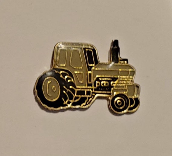 Vintage Enamel Pins // Tractor // John Deere // Farm… - Gem