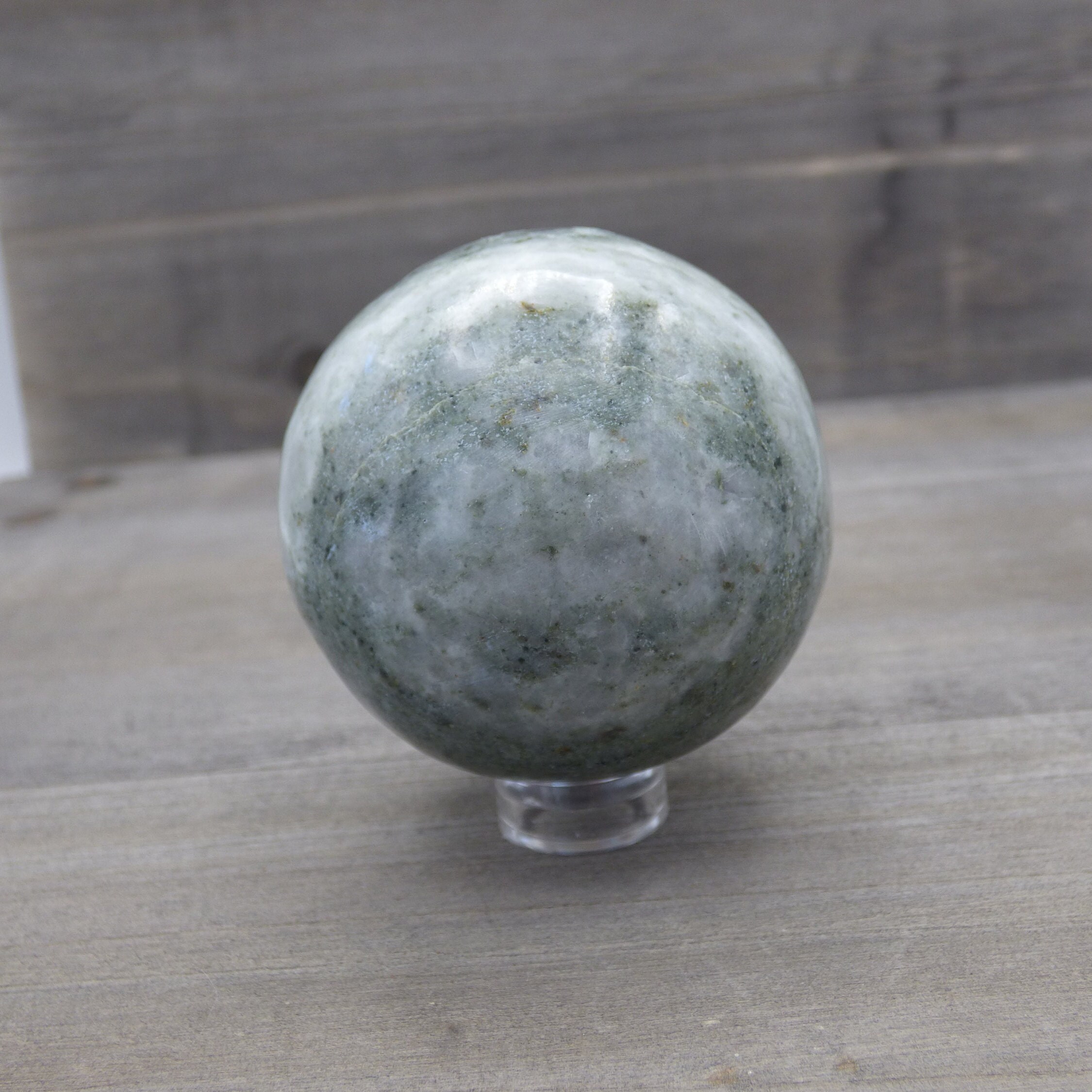 Small Serpentine Sphere - White & Green. Bastite, Bowenite, Verd ...