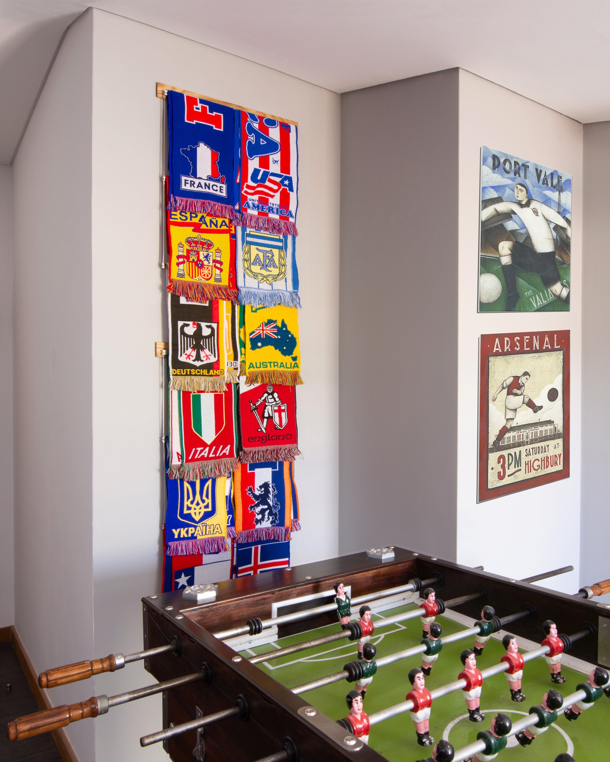 Sport Scarfs Display Rack- Football Soccer Scarves Display Holder ...