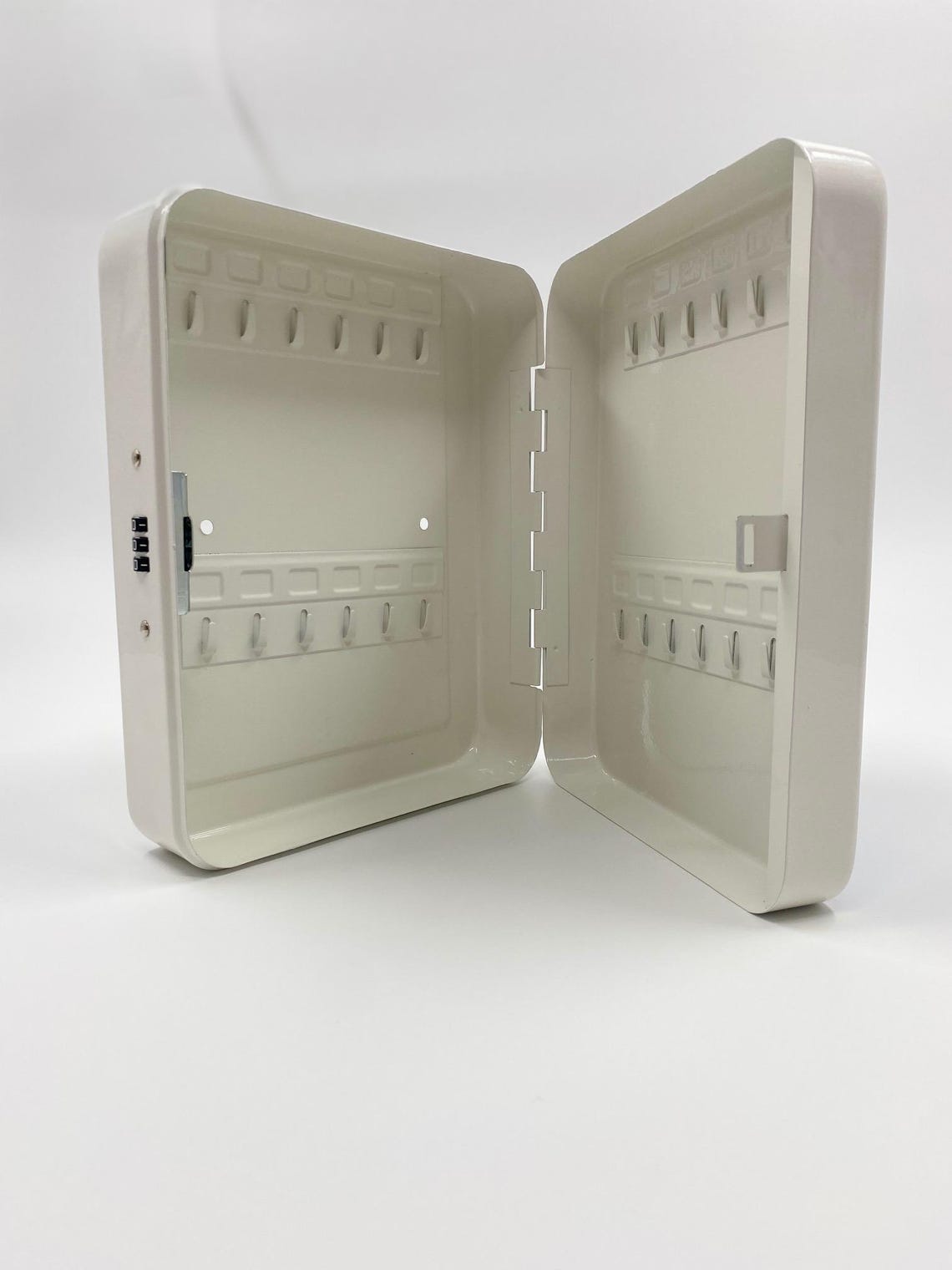 Shelby Cobra Locking Key Cabinet, Officially Licensed Shelby Sign ...