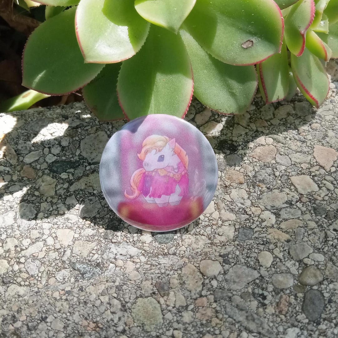 Legend of Zelda X Chibi - Adult Zelda Horse Button | Zelda Fan Art - Etsy