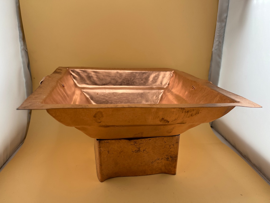 Copper Hawan Kund With Handles Aon Both Sides and Base Stand, Ideal for ...